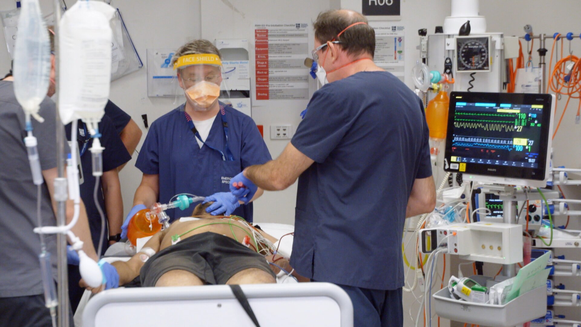 The Emergency Ward - Series 3: Episode 6 | Channel 4